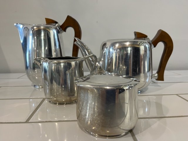Picquot Ware Tea & Coffee set - Orakei Objet - Antiques, Art, Furniture ...