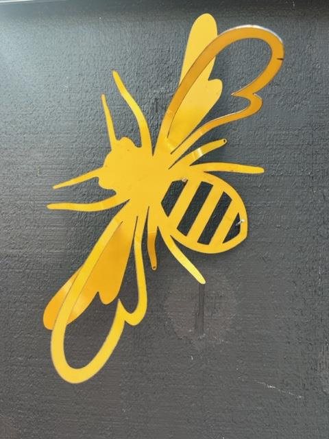 Lazer Cut Metal Queen Bee - Orakei Objet - Antiques, Art, Furniture and ...