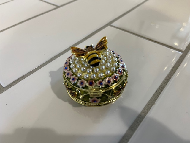 Trinket Box with Bee - Orakei Objet - Antiques, Art, Furniture and ...